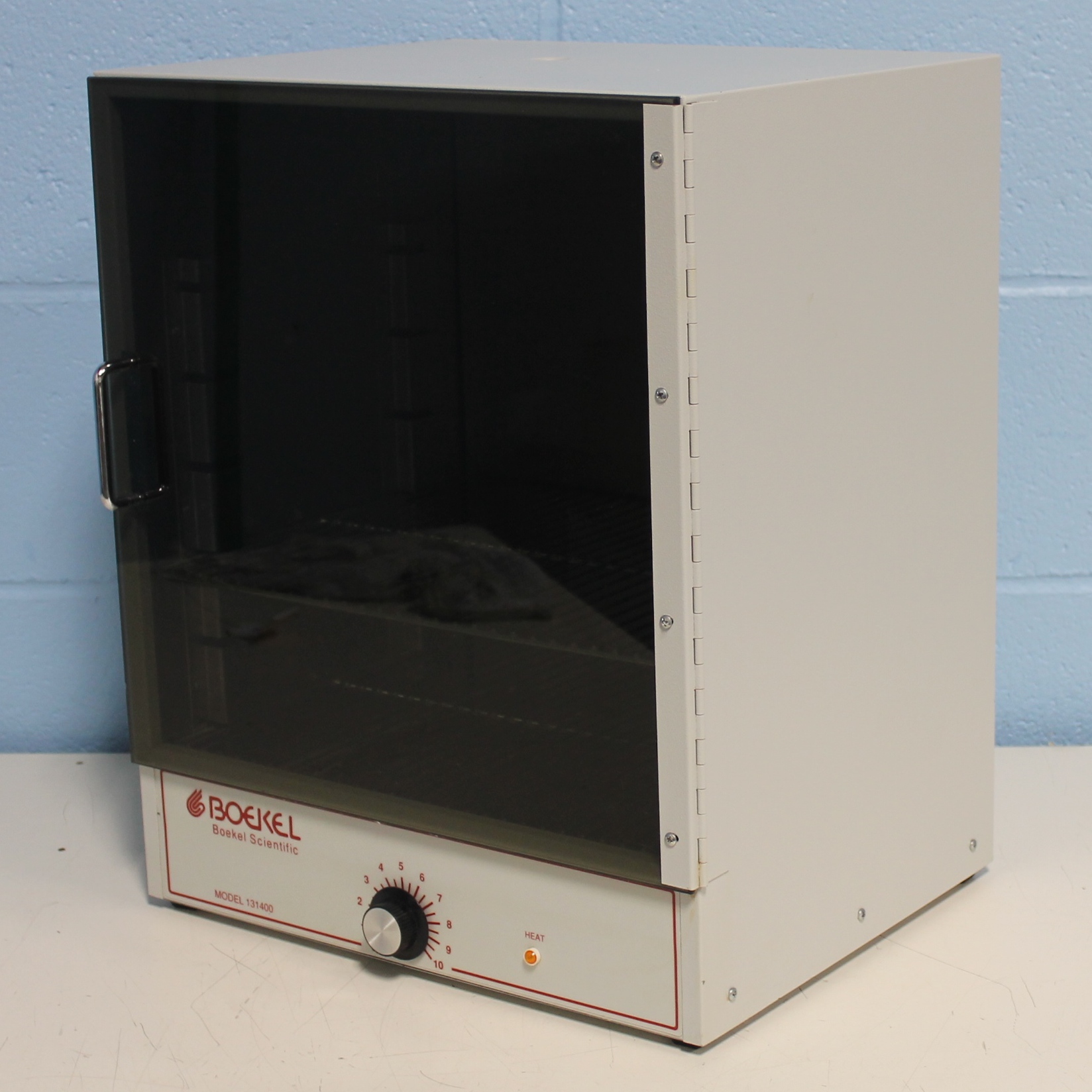 ALT ITEM: 21096 | 131400 Economy Analog Incubator