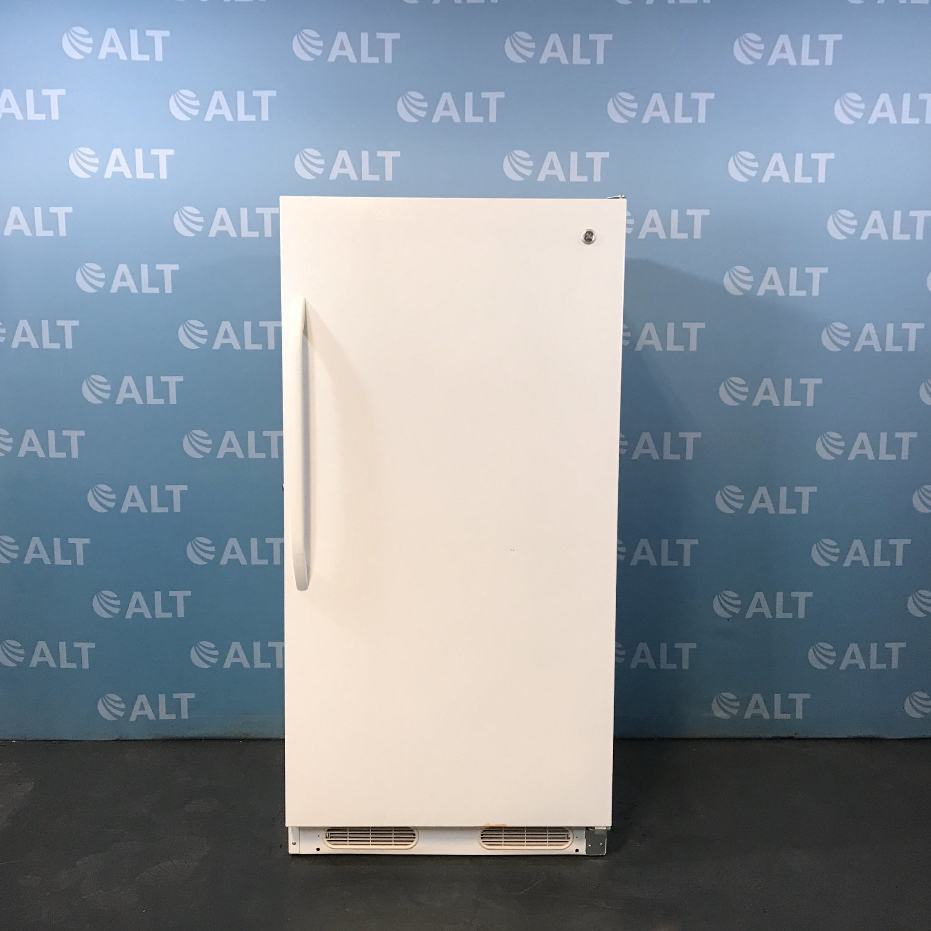 ALT ITEM: 26330 | Upright Freezer Model FUM17DTCRWH