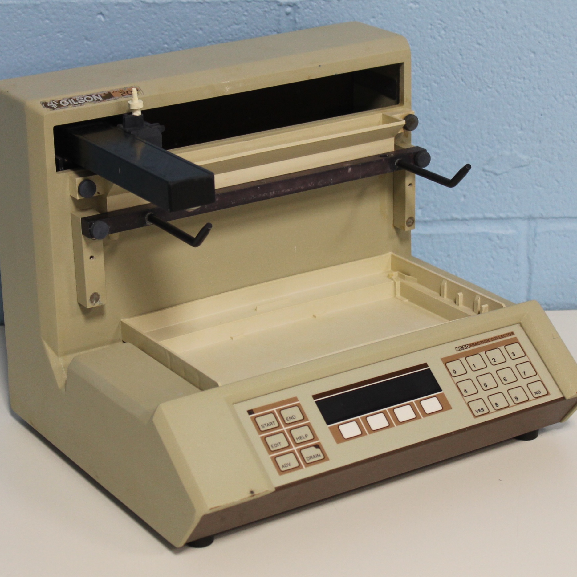 ALT ITEM: 22819 | 203 Micro Fraction Collector