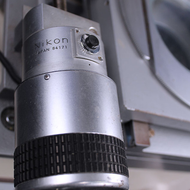 ALT ITEM: 24669 | V-12B Profile Projector
