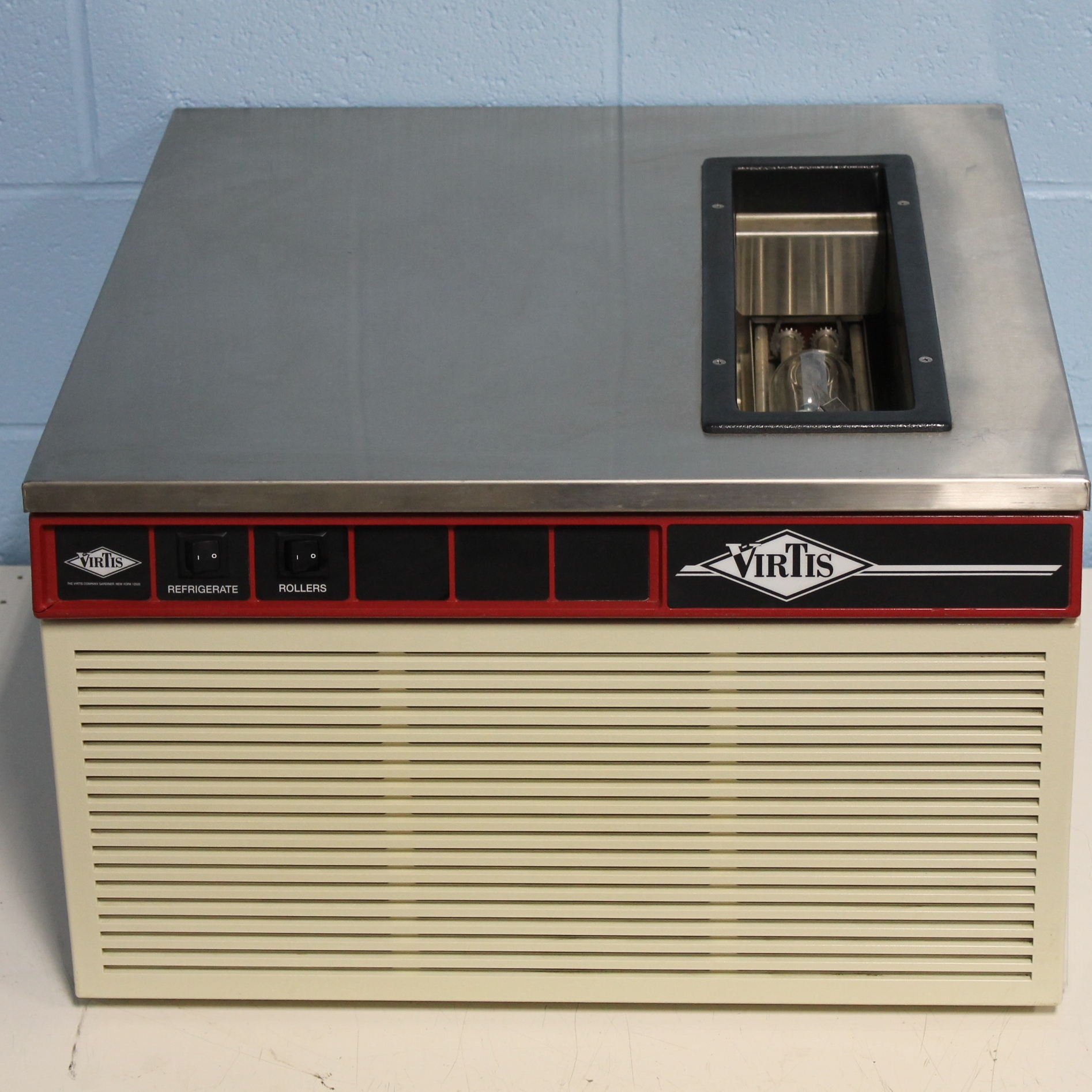 ALT ITEM: 20781 | Benchtop Shell Bath Freezer