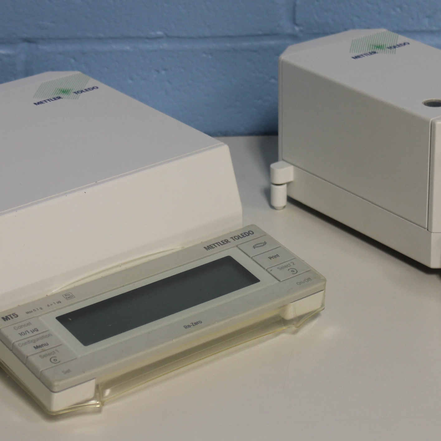 ALT ITEM: 22389 | MT5 Micro Balance with LC-P45 printer