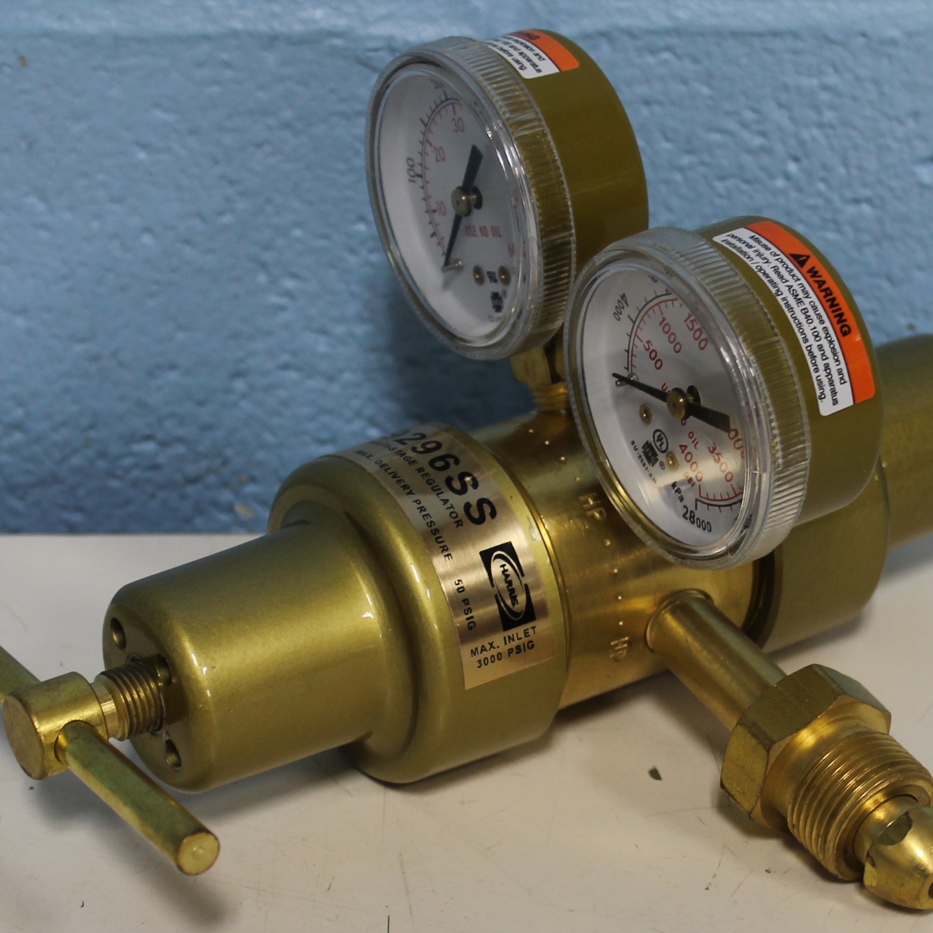 ALT ITEM: 21433 | Model 9296SS-50-580 Two Stage Regulator for Ar, He, N2