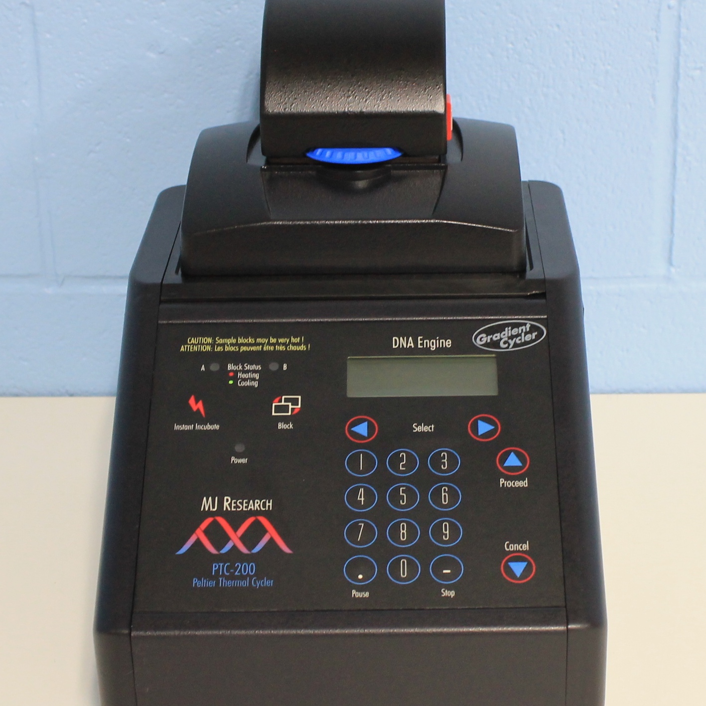 ALT ITEM: 22382 | PTC-200 Gradient Peltier Thermal Cycler with Power ...