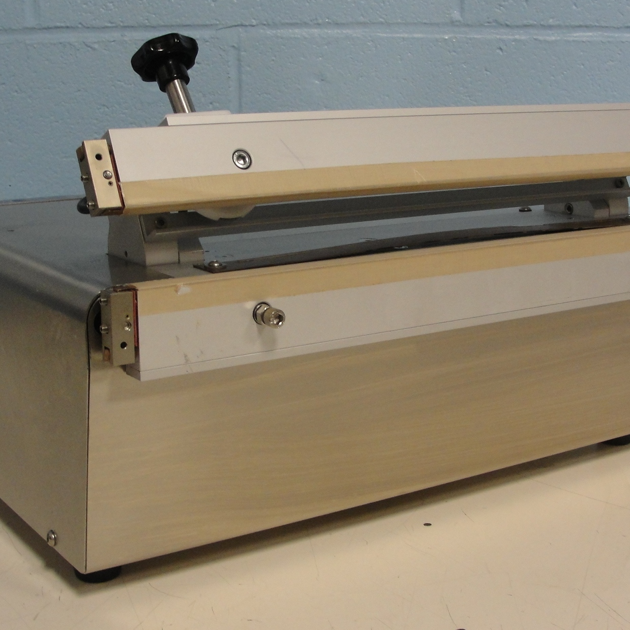 ALT ITEM: 19673 | PW 7016 Validatable All-Electric Bench Top Heat Seal ...