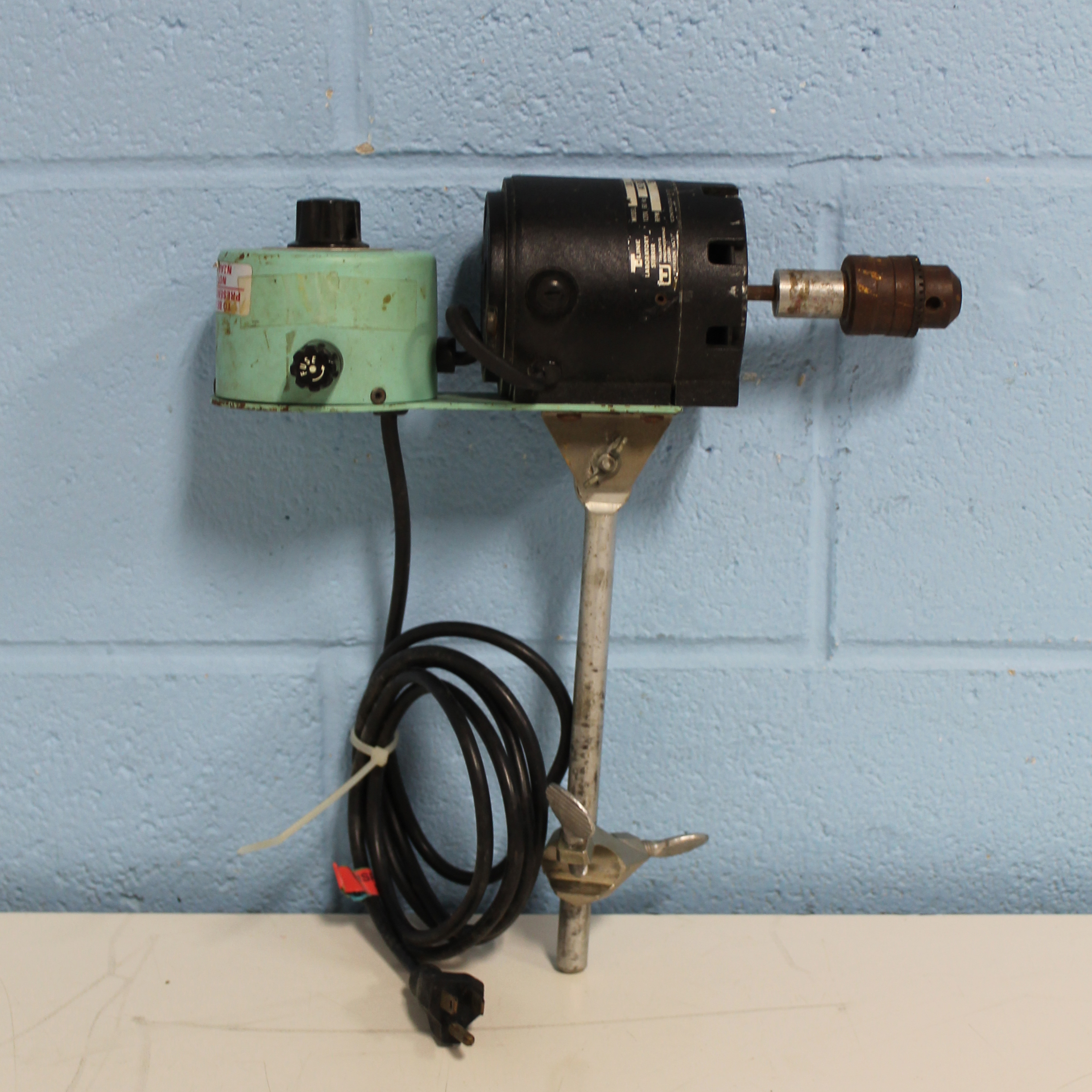 ALT ITEM: 17373 | T-Line Laboratory Stirrer