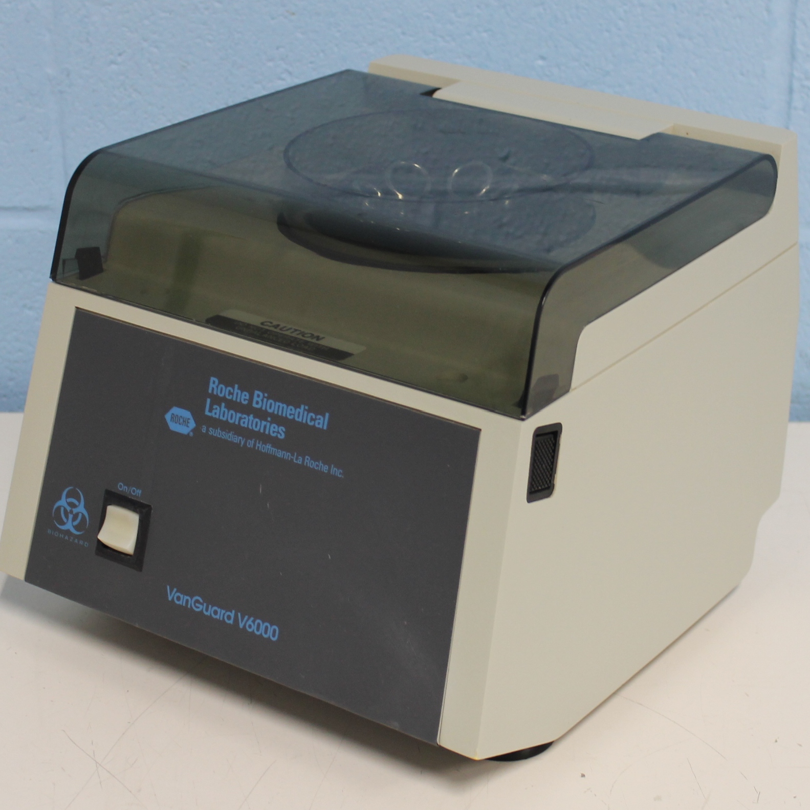 ALT ITEM: 20204 | Vanguard V6000 Benchtop Centrifuge
